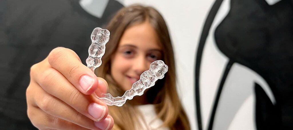 Invisalign First (7-12 Yaş) - Klinik 32 Diş Kliniği